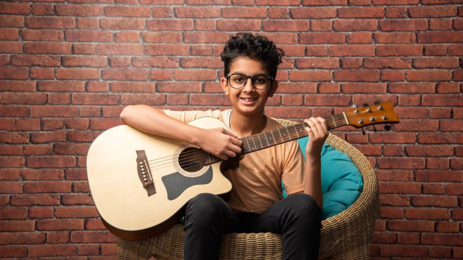 Tips to Improve Your Voice for Indian Classical Singing - Sri Veena Vani